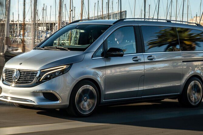 Departure Private Transfer from Bergen City to Bergen Airport BGO by Minivan - Comparing With Other Options
