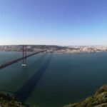 Descubra os Vinhos e a Gastronomia de Setúbal: Partindo de Lisboa - Cruzeiro de Golfinhos e Navegações