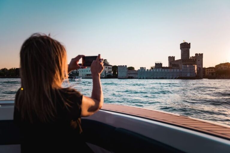 Desenzano del Garda: Sunset Boat Trip at Sunset with Drink - Exploring the Sunset Boat Trip in Detail