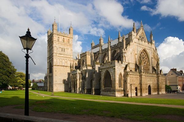Devon and Cornwall: 5-Day Tour from London - Transportation and Accommodation