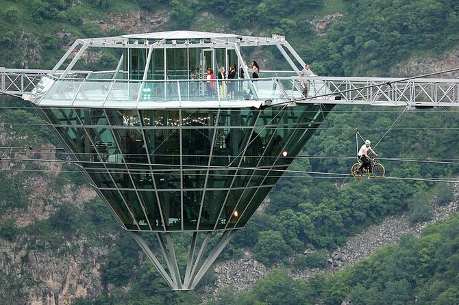 Diamond bridge and Dashbashi canyon full day Private tours - Key Points: