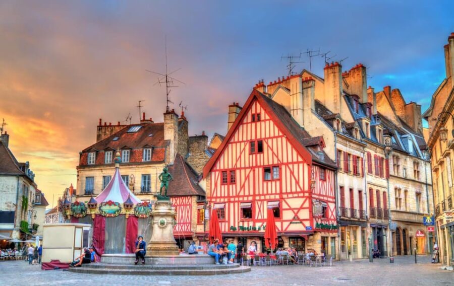 Dijon: Capture the most Photogenic Spots with a Local - Who Should Consider This Tour?