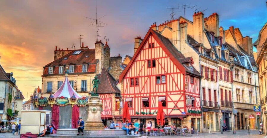 Dijon: Express Walk with a Local in 60 minutes - How This Tour Fits Into Your Dijon Trip