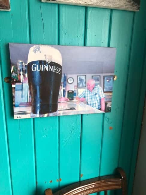 Dingle: Guided Pub Tour with Local Guide - The First Stop: A Historic Pub with a Story