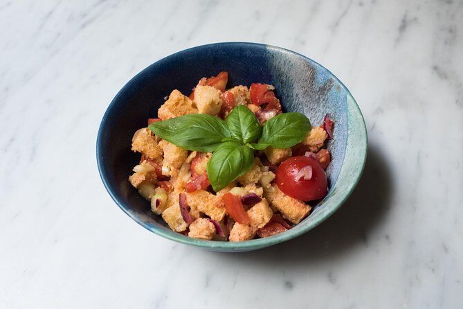 Dining experience at a local's home in Arezzo with show cooking - What We Loved and What to Watch Out For