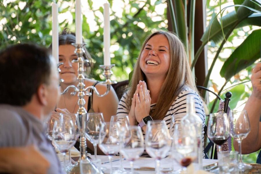 Dinner in Winery Garden and Wine Tasting in San Gimignano - The Setting and Atmosphere