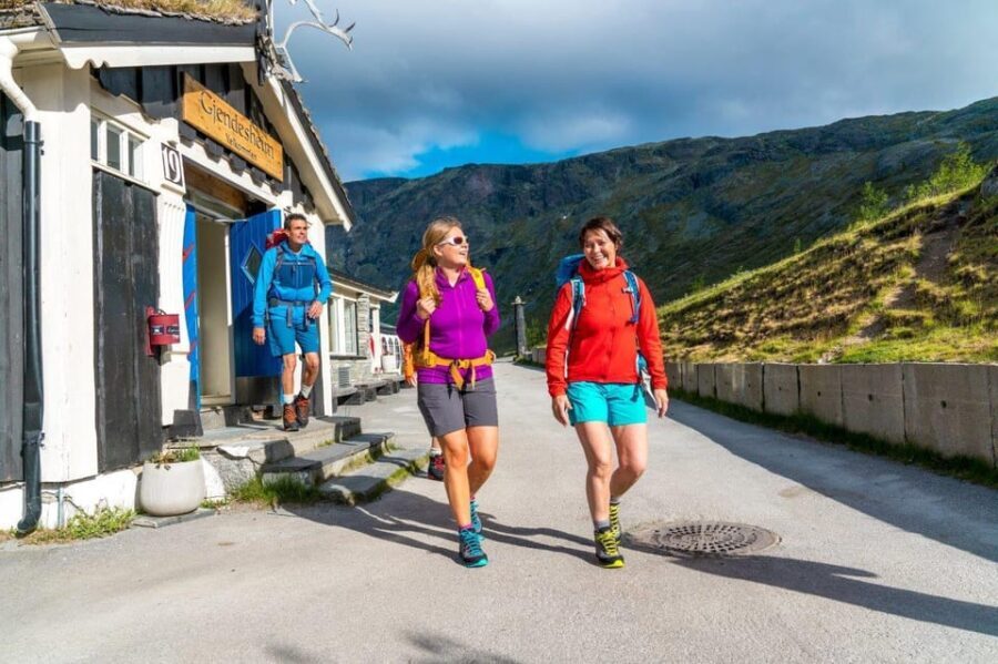 Discover Besseggen: An inspiring 2-Day Adventure - What’s Included and Practicalities