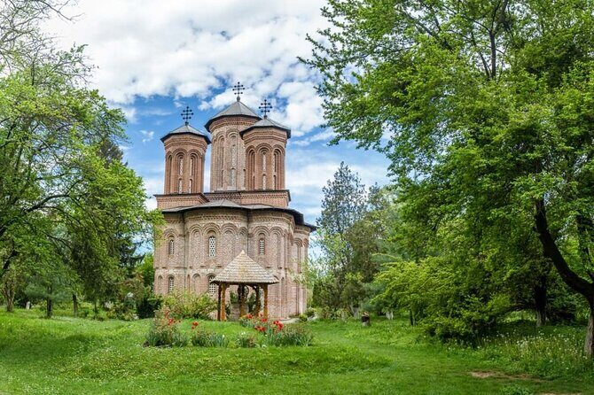 Discover Dracula's Tomb and Mogosoaia Palace - Private Tour from Bucharest - The Sum Up: Who Will Get the Most Out of It?