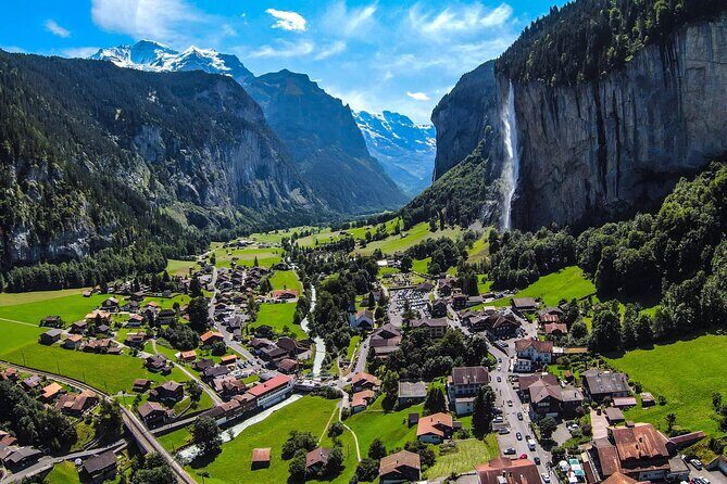 Discover Lauterbrunnen with CHEESE & CHOCOLATE - Exploring Lauterbrunnen Valley