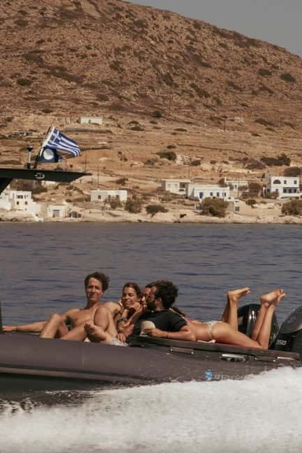 Discover Majestic Polyaigos on a Private 4-hour Boat Tour - Detailed Breakdown of the Itinerary
