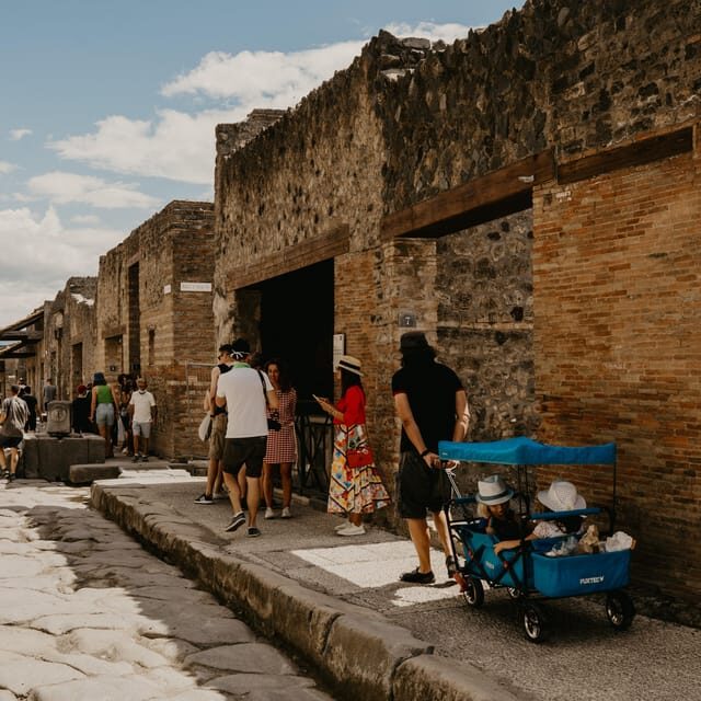 Discover Pompeii: Italian Walking Tour of the Buried City - The Itinerary Breakdown: From Start to Finish