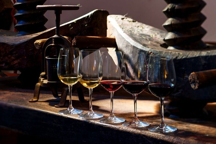 Discover Santorini: Prehistoric Akrotiri & Winery Tour - Wine Tasting at a Family-Owned Estate