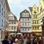 Discover the Heart of Frankfurt - City Tour in German - Authentic Experiences and Practical Insights