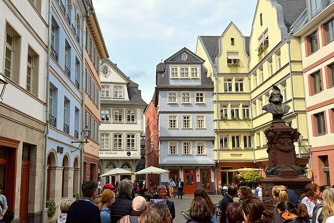 Discover the Heart of Frankfurt - City Tour in German - Authentic Experiences and Practical Insights