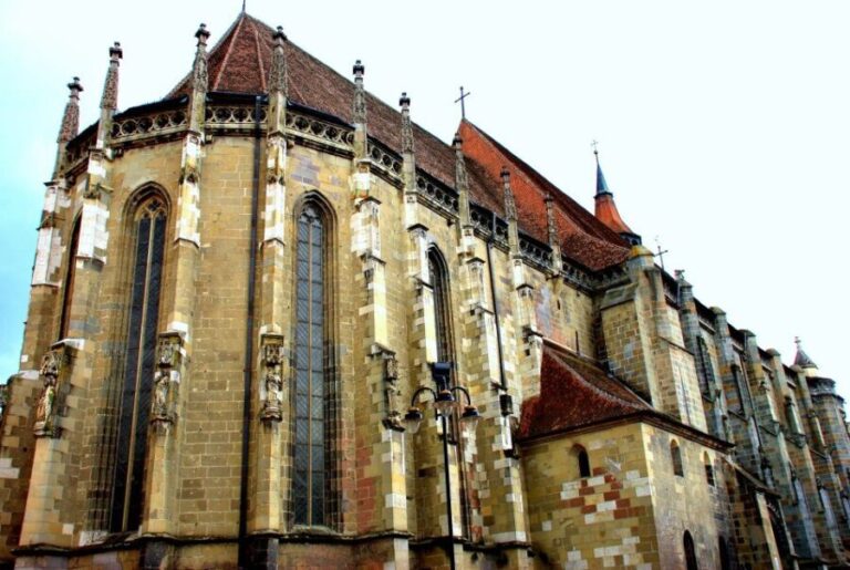 Discover Transylvania: Peles, Bran, Sighisoara in 2 days - The Itinerary in Detail