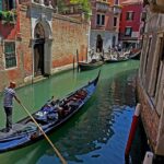 Discover Venice: Morning Tour & Gondola Experience - Who Should Consider This Tour?