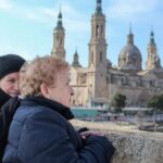 Discover Zaragoza: Complete tour + wine and tapas - Tasting Wine and Tapas in "El Tubo": A Gastronomic Gem
