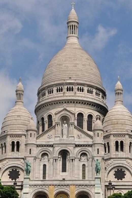 Discovering Le Marais: Guided Walking Tour of Paris - A detailed look at the tour experience