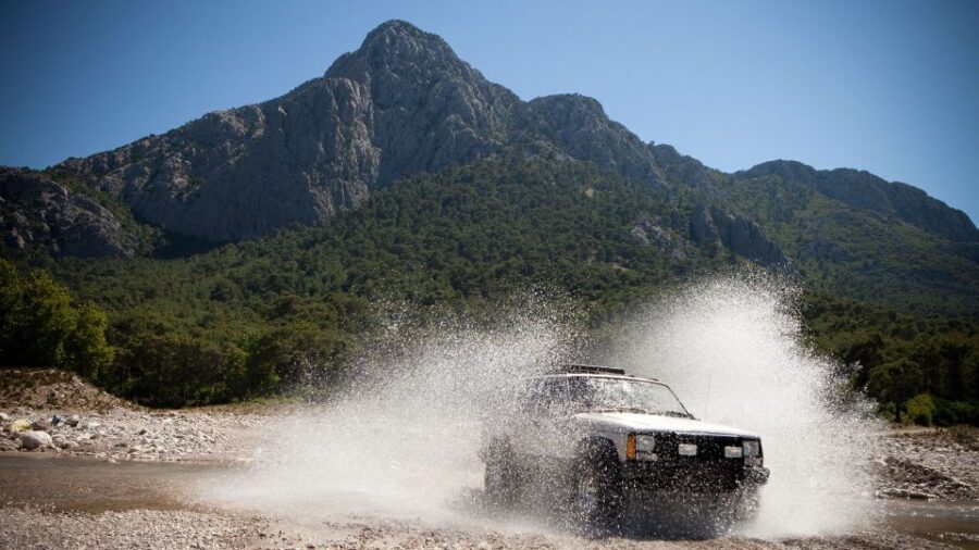 Dorgali: Supramonte Full-day Jeep Off-Roading & Hiking Tour - Specific Highlights and Authentic Experiences