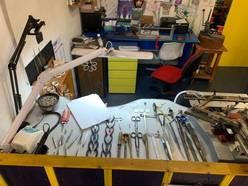 Dorgali: visit a goldsmith's lab of the Sardinian filigree - Authenticity and Quality