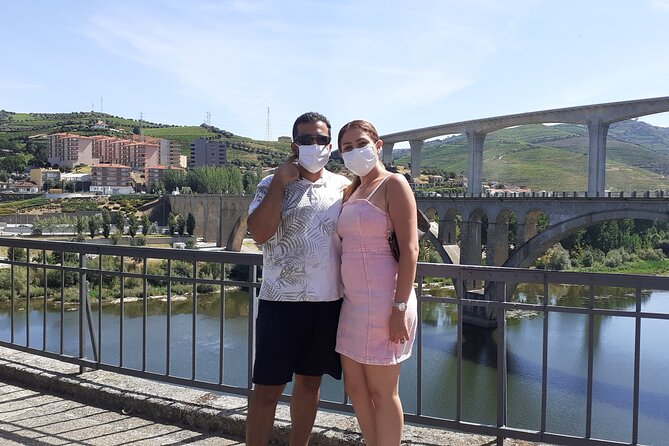 Douro Valley Premium with wine tasting lunch and boat - Key Points