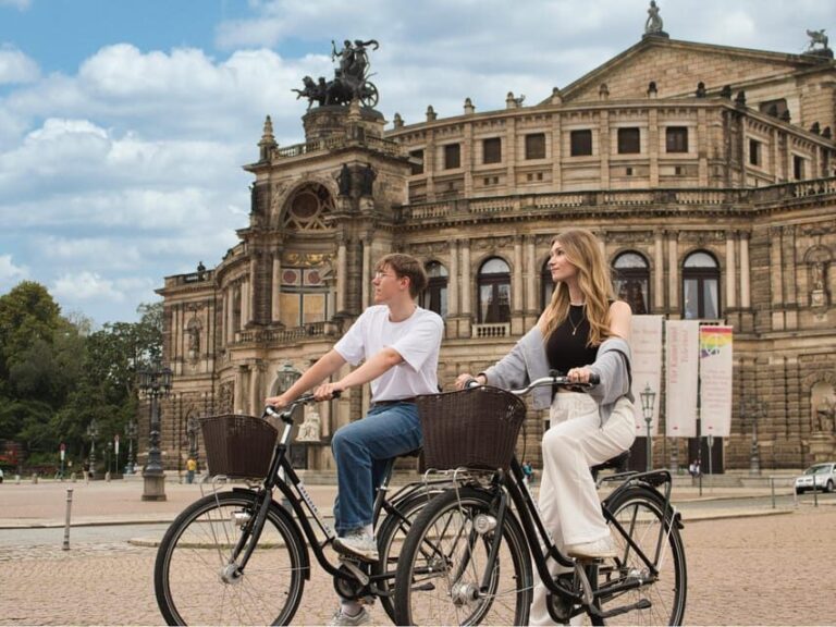 Dresden: Bike Rental - City Bike with Option Children Seat - Why Rent a Bike in Dresden?