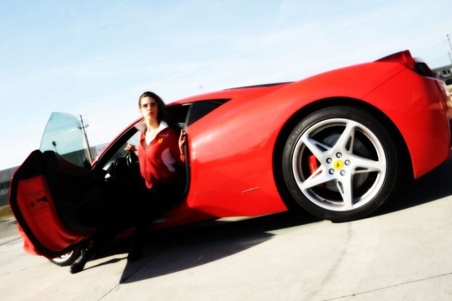 Drive a Ferrari 458 AND Alfa Romeo on a Race Track inc Video - Final Thoughts: Who Should Sign Up?