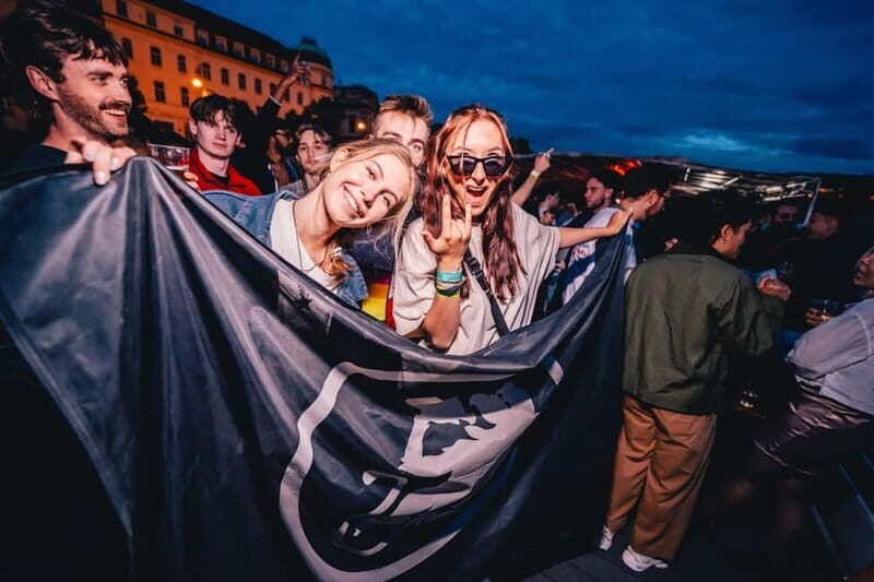 Drunken Monkey Prague Boat Party Open Bar to Duplex Club - An Honest Look at the Experience