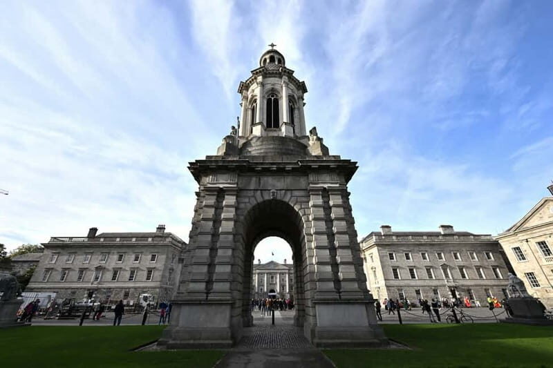 Dublin: City & Coast Early Airport Arrival Tour - A Close Look at the Itinerary