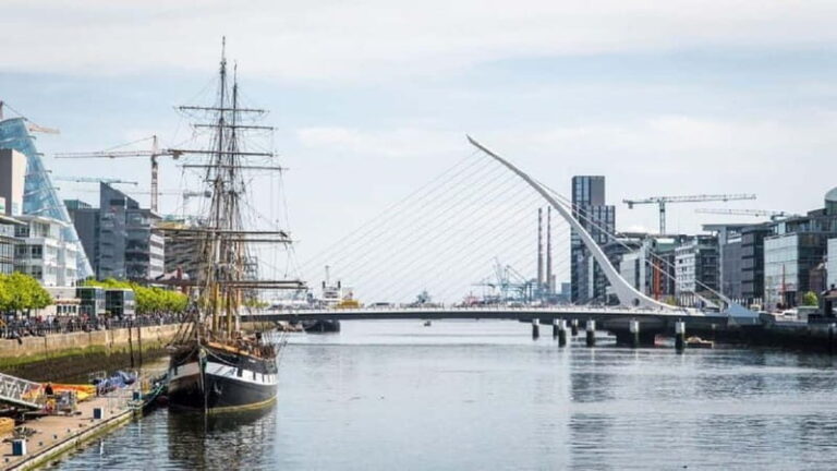 Dublin: Docklands, EPIC and Tall Ship Experience - Who Will Love This Tour?