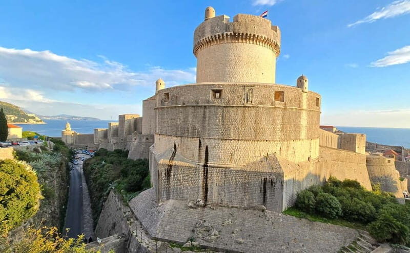 Dubrovnik Scenic Tour & Gourmet Lunch at a Country Estate - What Makes This Tour Stand Out?