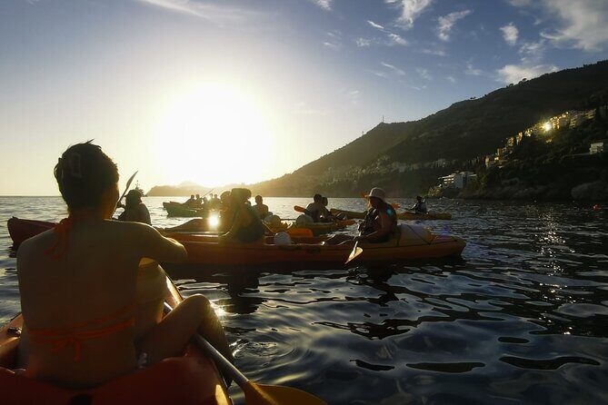 Dubrovnik: Sunset Kayak & Snorkel Tour with Wine & Water - Who Is It Perfect For?