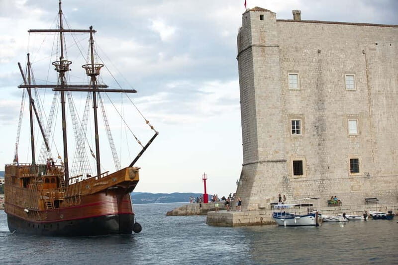 Dubrovnik walking tour and cruise on Karaka ship - Why this tour is worth considering