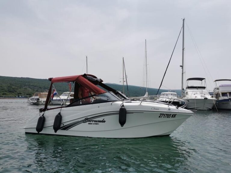 Dunat/Krk: Rent a boat Oki Barracuda 585 - What You Can Expect on This Private Boat Trip