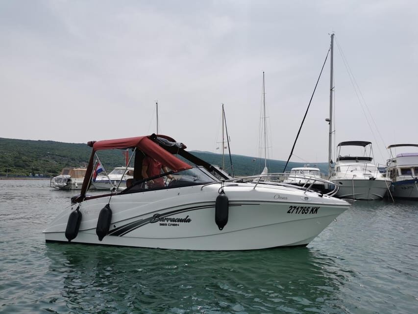 Dunat/Krk: Rent a boat Oki Barracuda 585 - What You Can Expect on This Private Boat Trip