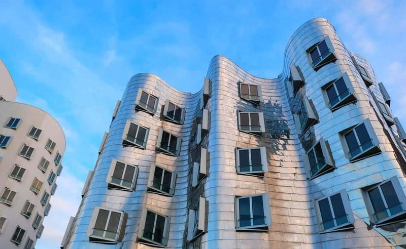 Dusseldorf: 2-hour Best Intro Walking Tour with a Local - Exploring Dusseldorf with a Local: What to Expect