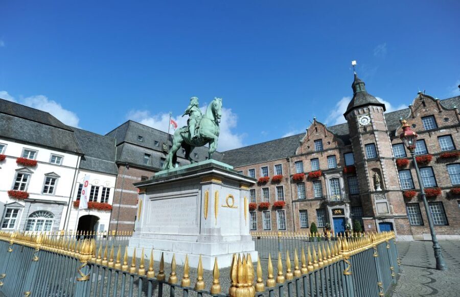 Düsseldorf: Altstadt Guided Tour - A Detailed Look at the Tour: What to Expect