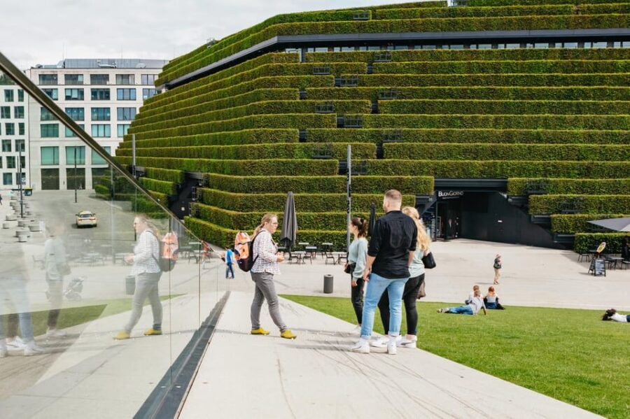 Düsseldorf: Guided City Architecture Walking Tour - Practical Tips for Making the Most of Your Tour