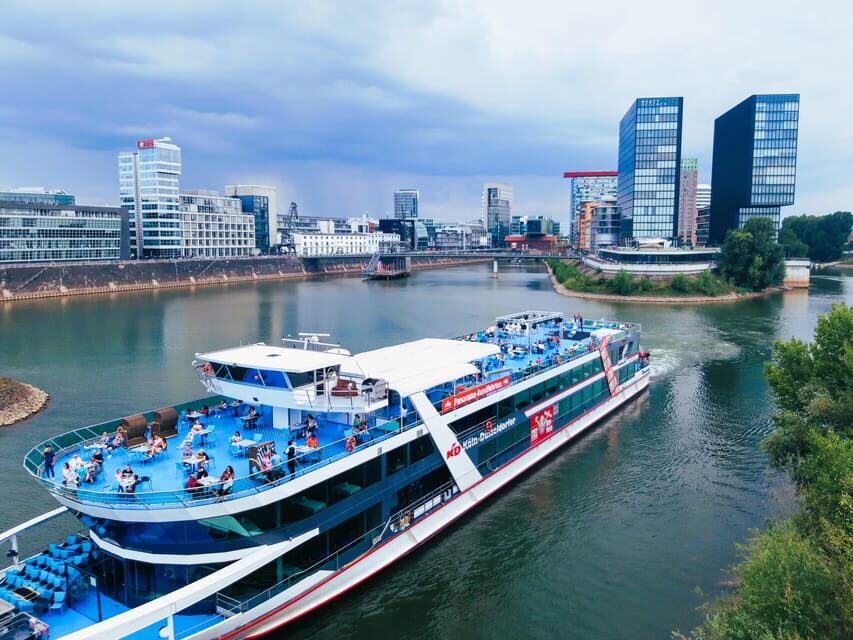 Düsseldorf: old city and the Rhine - The Experience and Practicalities