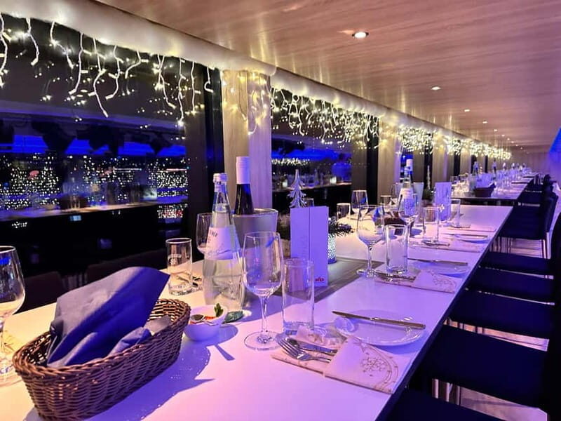 Düsseldorf: Winter Afternoon Boat Cruise on the Rhine - How the Itinerary Unfolds