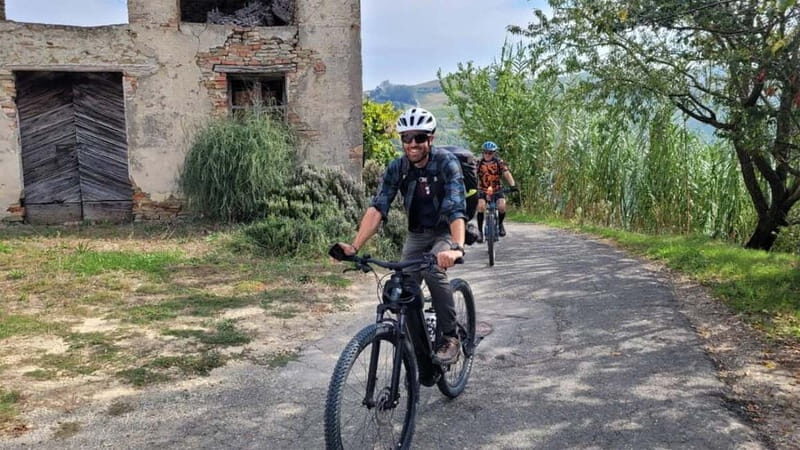 E-Bike Rental in Roero - Itinerary & Route Options: What to Expect