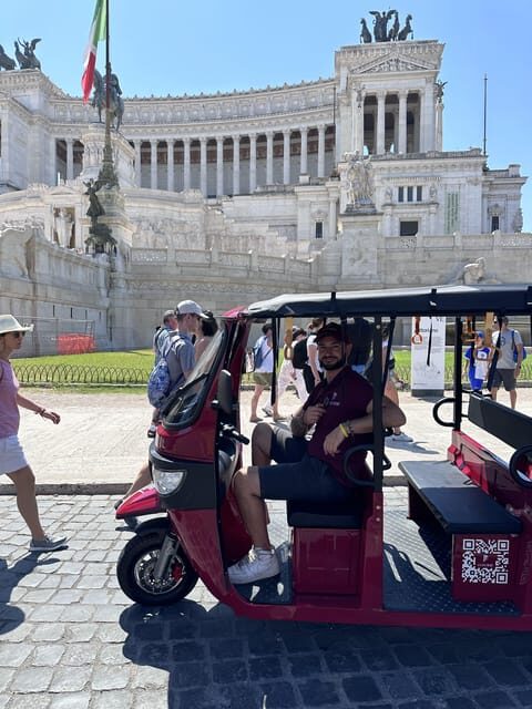 E-Tuk Tour: Highlights of Rome - The Experience from the Traveler’s Perspective