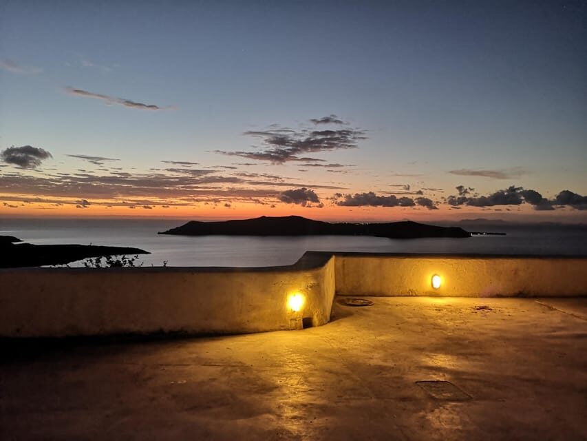 Easy Walks in Santorini Private Half Day Tour - The Practical Side: What You Can Expect
