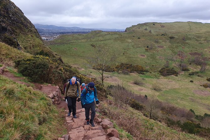 Edinburgh: Arthur's Seat Hike with Local Guide - The Experience: What to Expect on the Trail