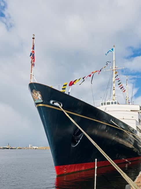 Edinburgh: Private City Highlights Tour with Driver - Discovering the Elegance of the New Town