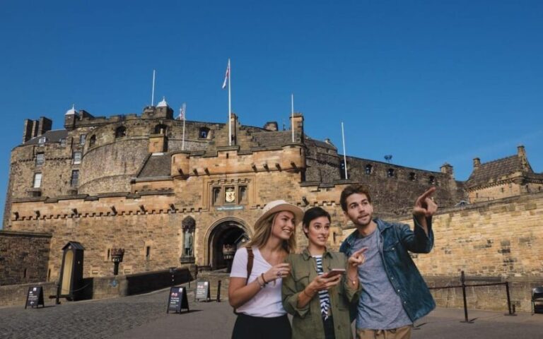 Edinburgh: Royal Mile Walking Tour & Exploration Game - Breakdown of Key Stops and Features