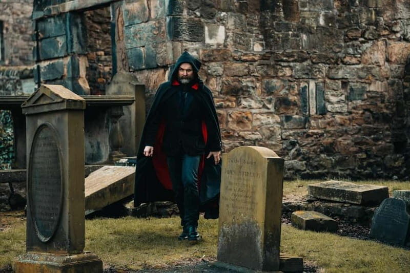 Edinburgh: Underground Vaults and Graveyard Evening Tour - Practical Considerations and Tips