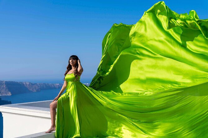 Set out on a Flying Dress Photoshoot in Santorini - Frequently Asked Questions