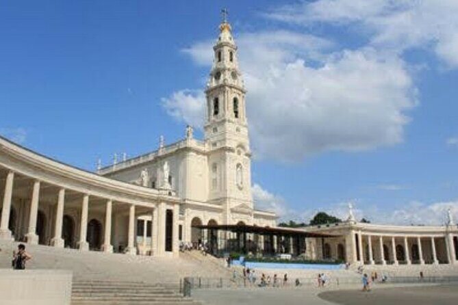 Enchantments of the Sanctuary of Fatima Batalha and Obidos in Lisbon - Value Analysis: Is It Worth the Price?