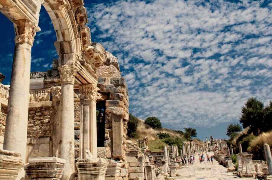 Ephesus Full-Day Tour from Kusadasi or Selcuk - The Guide and Overall Value